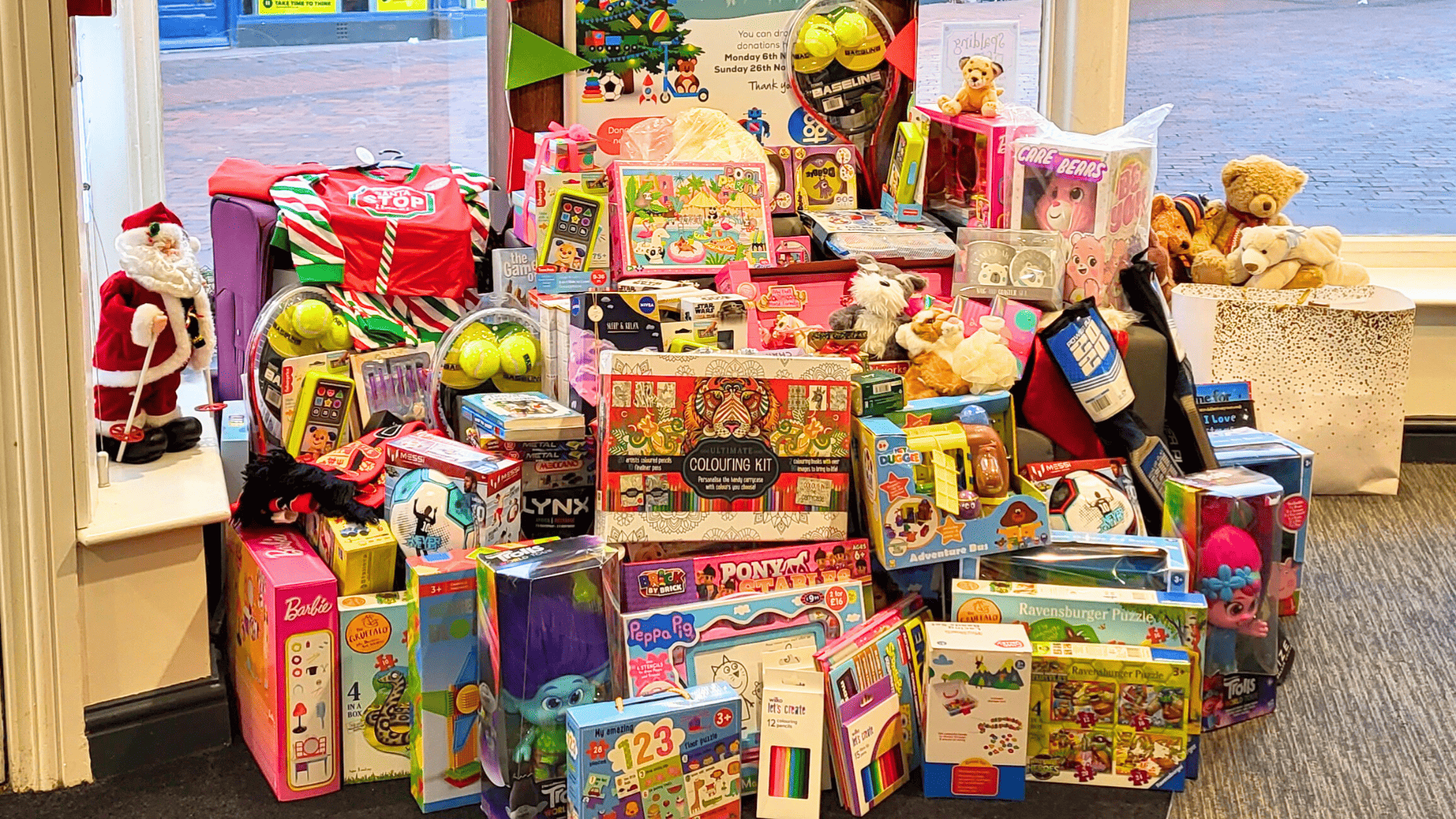 Lincolnshire Co-op Travel’s Toy Bank - The Lighthouse Project Spalding